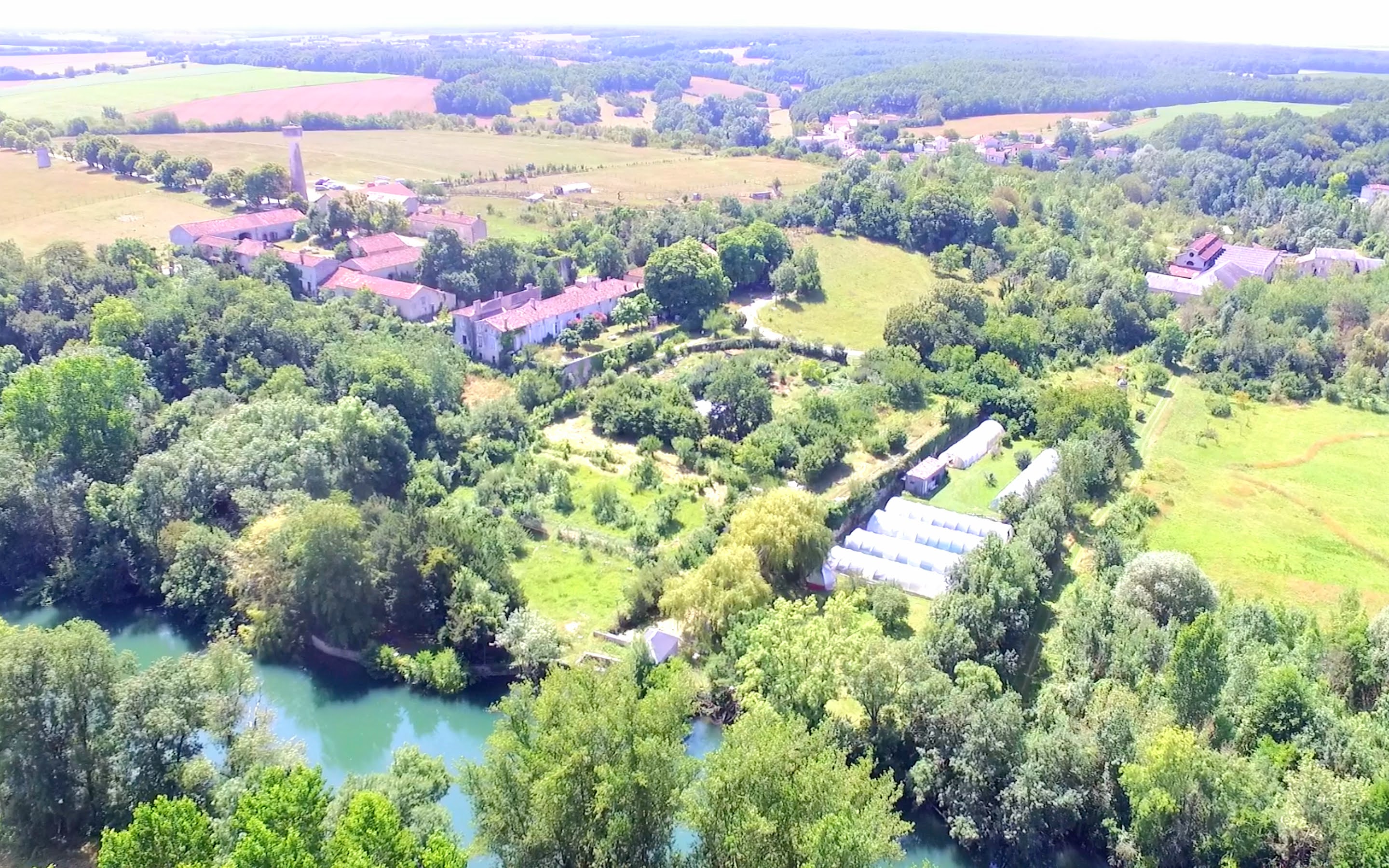 Éco-rénovation collective d'un patrimoine historique en Charente ...